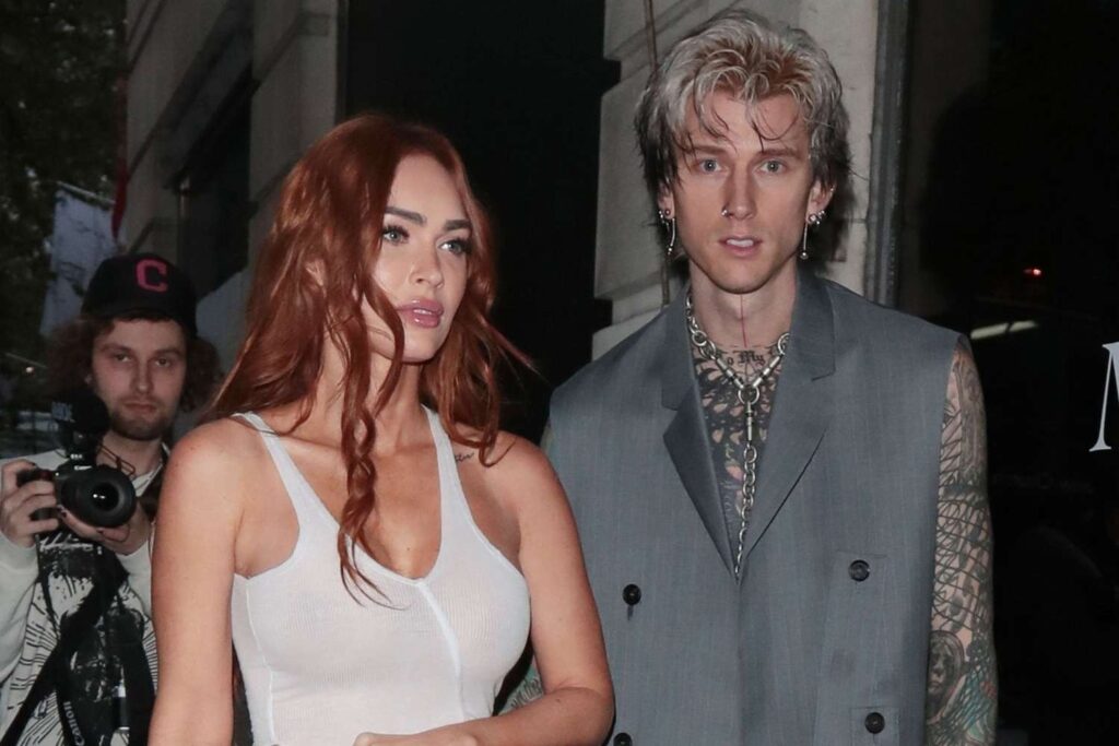 Expendables 4 Star Megan Fox Not Giving Up on Machine Gun Kelly After ...