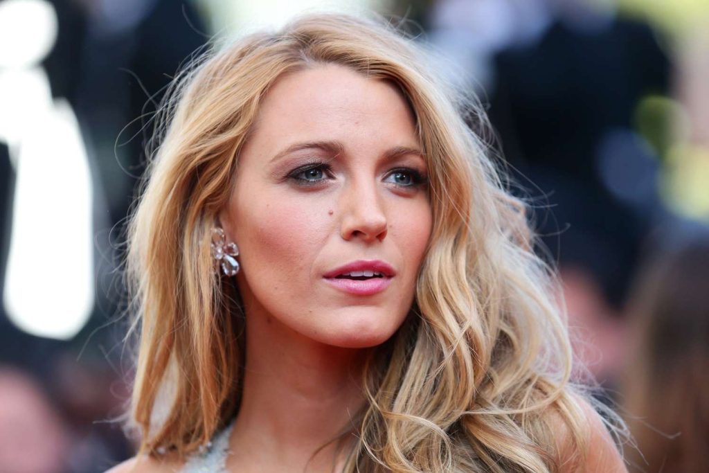 "Wait no. He's not the father": Blake Lively Saves Face after ...