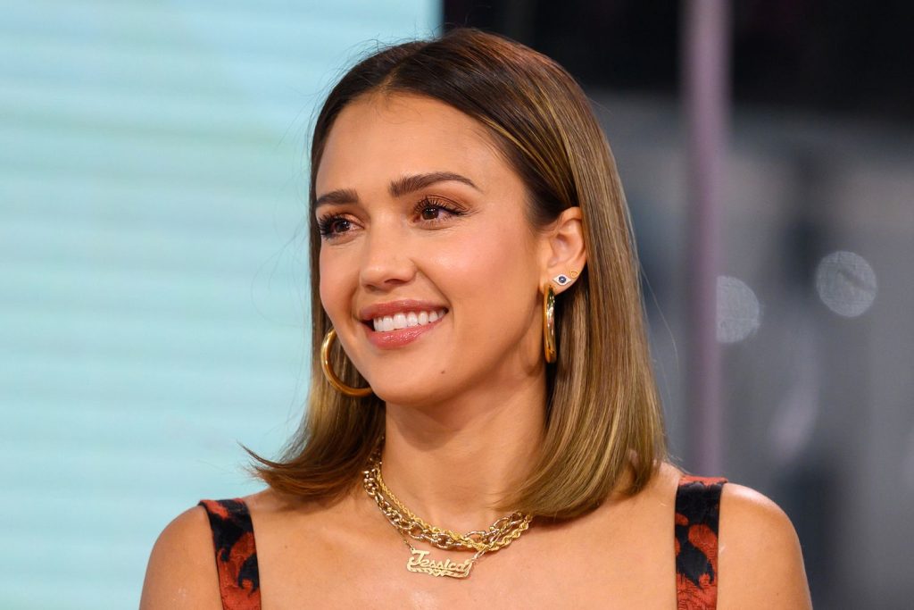 “It looks too painful”: Jessica Alba Was Asked to Change Her Crying for ...