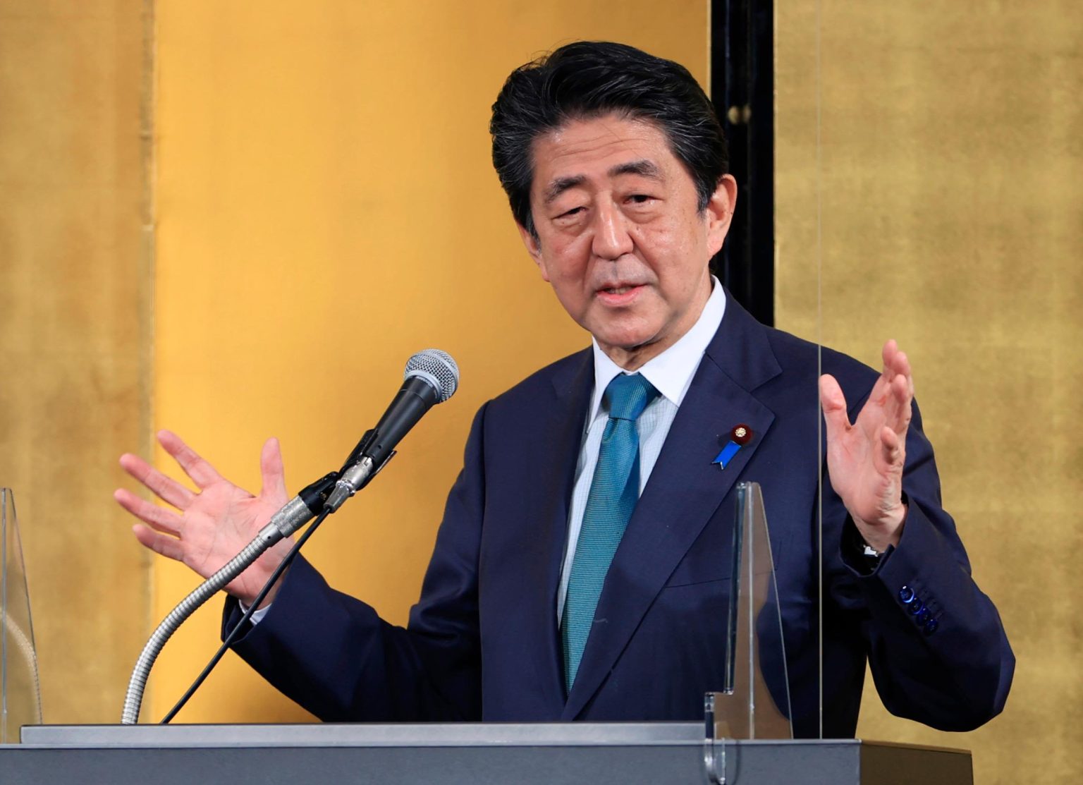 After Bruce Lee, Japanese Prime Minister Shinzo Abe Gets His Own Manga