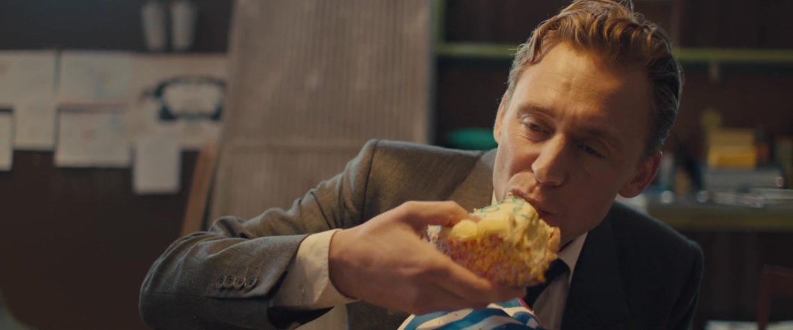 Yoga, Nutrition and More- 5 Secrets Behind Tom Hiddleston's Ripped ...