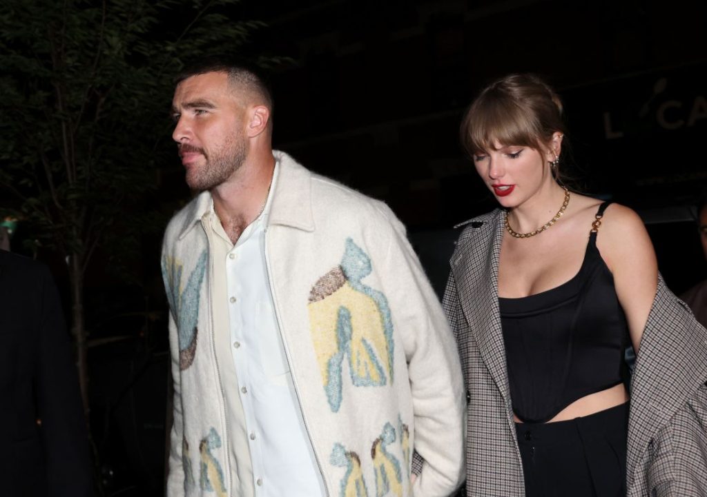 You Won't Believe What Taylor Swift Did While Meeting Her Boyfriend Travis Kelce's Father