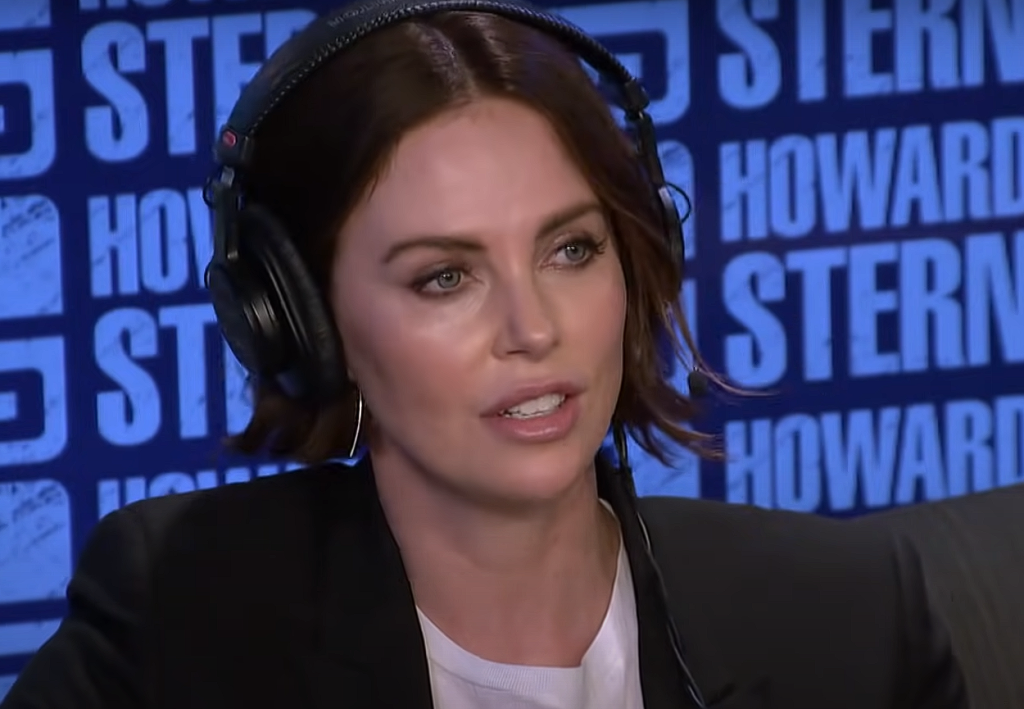“This is gonna get awkward”: Charlize Theron Refused to Date Black ...