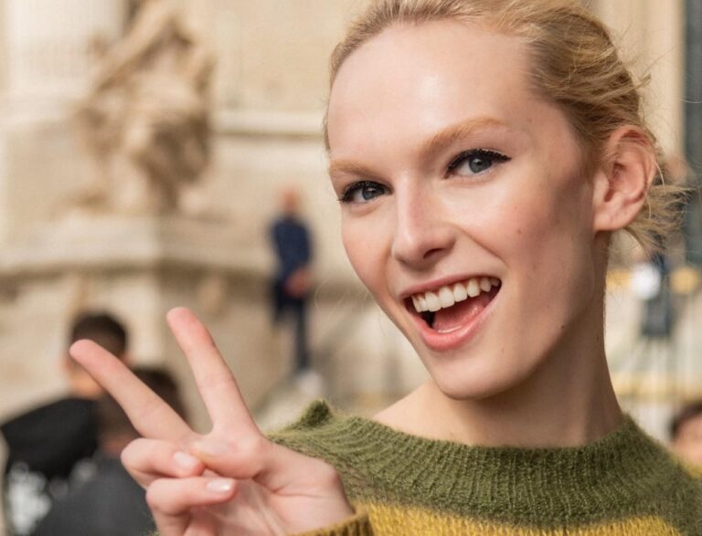 Victoria’s Secret’s Transgender Model Alex Consani Already Achieved 3 ...